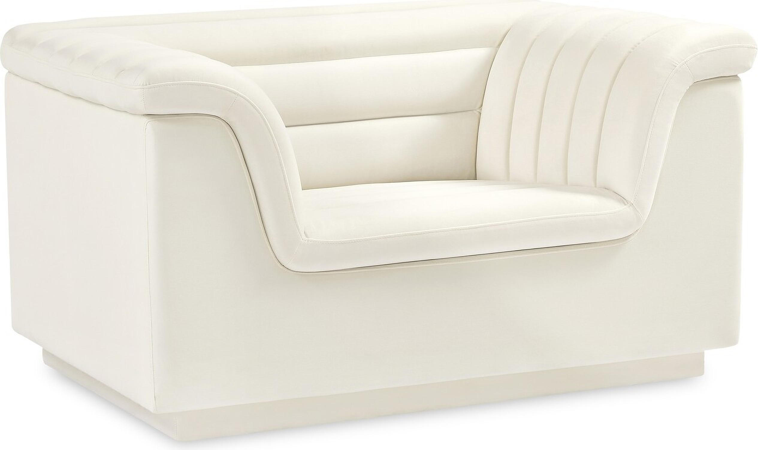 Cascade Velvet Fabric Chair In Cream by Meridian | 1StopBedrooms