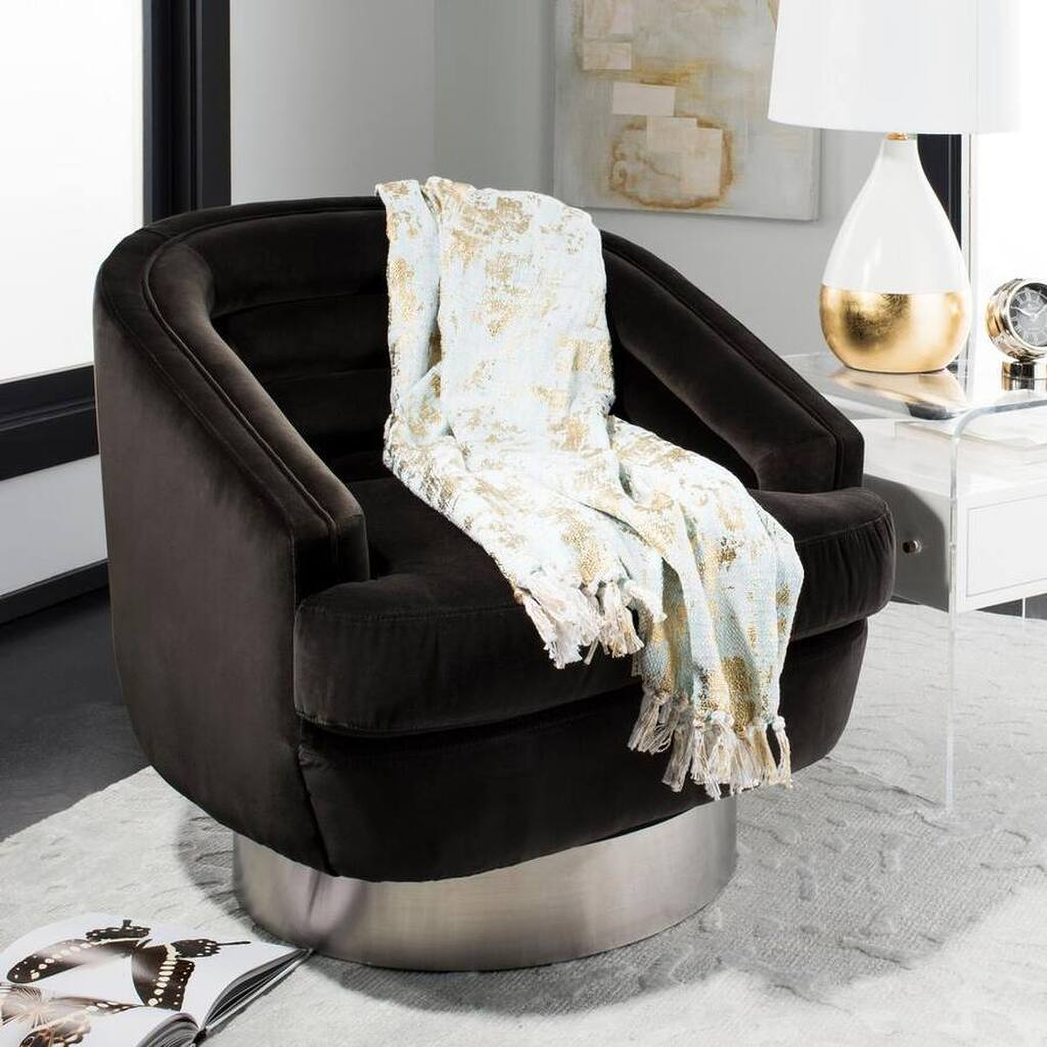 Gemma Metallic Throw by Safavieh | 1StopBedrooms