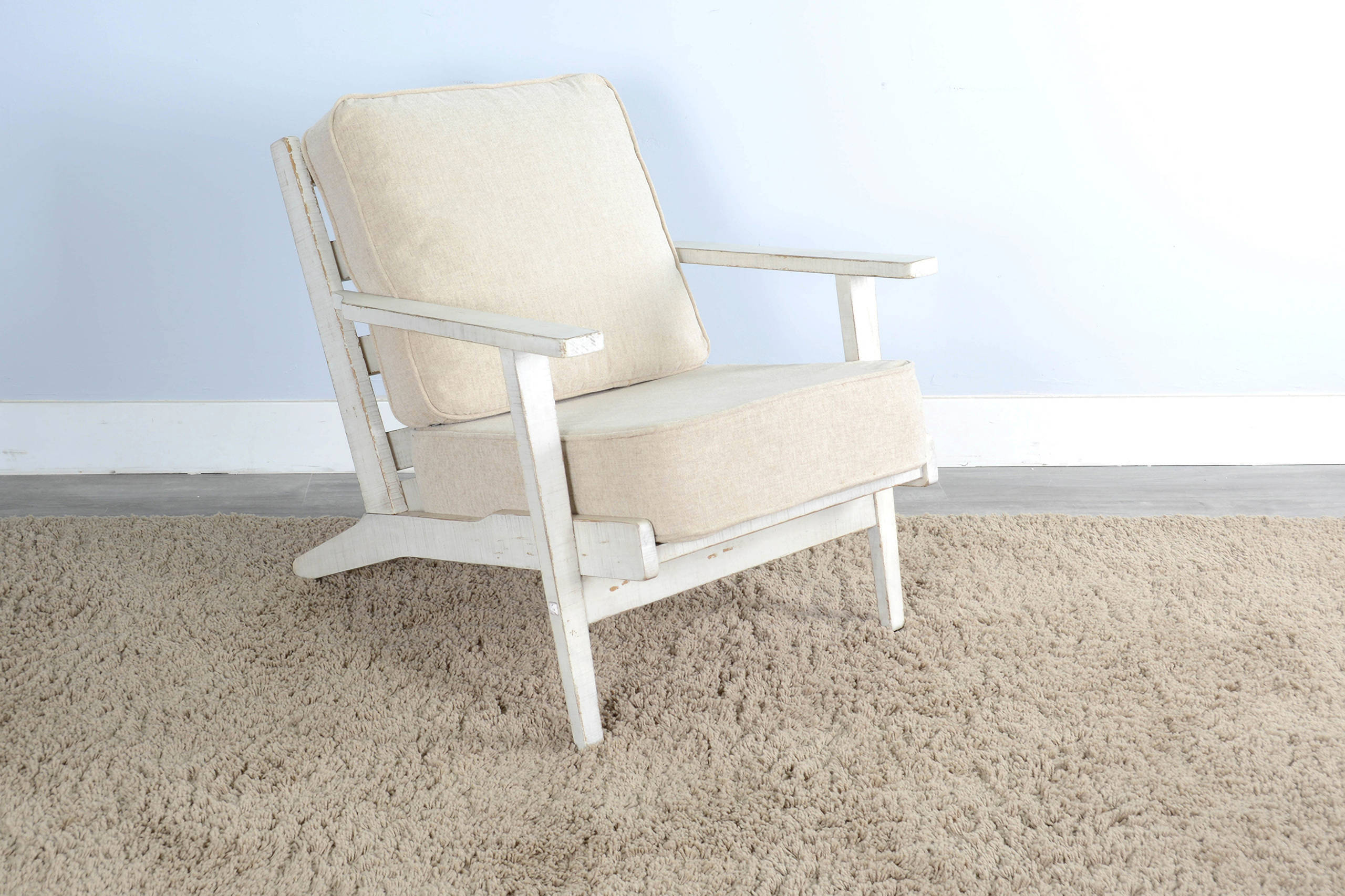 Marina White Sand Chair With Cushions by Sunny Designs | 1StopBedrooms