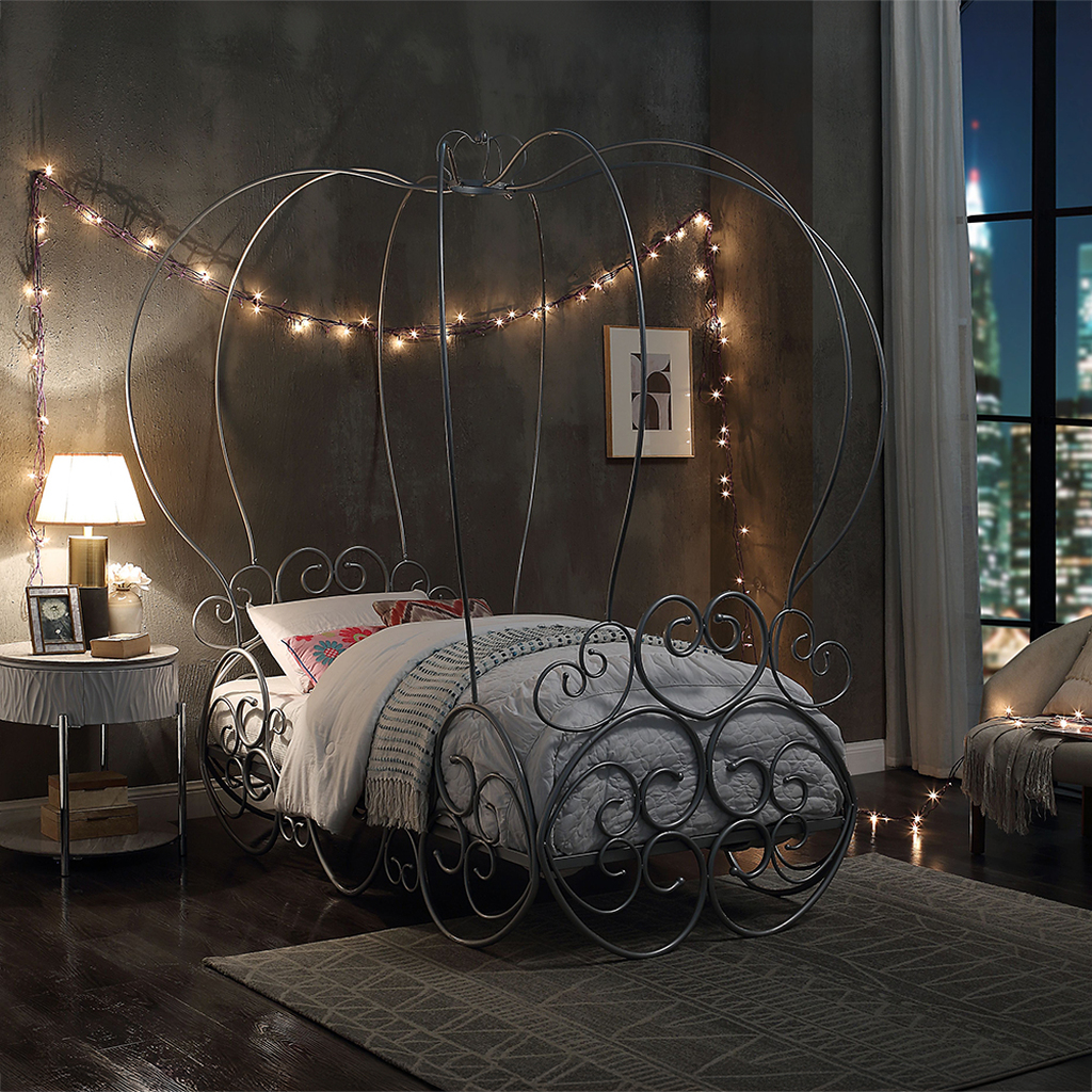 Priya bed store