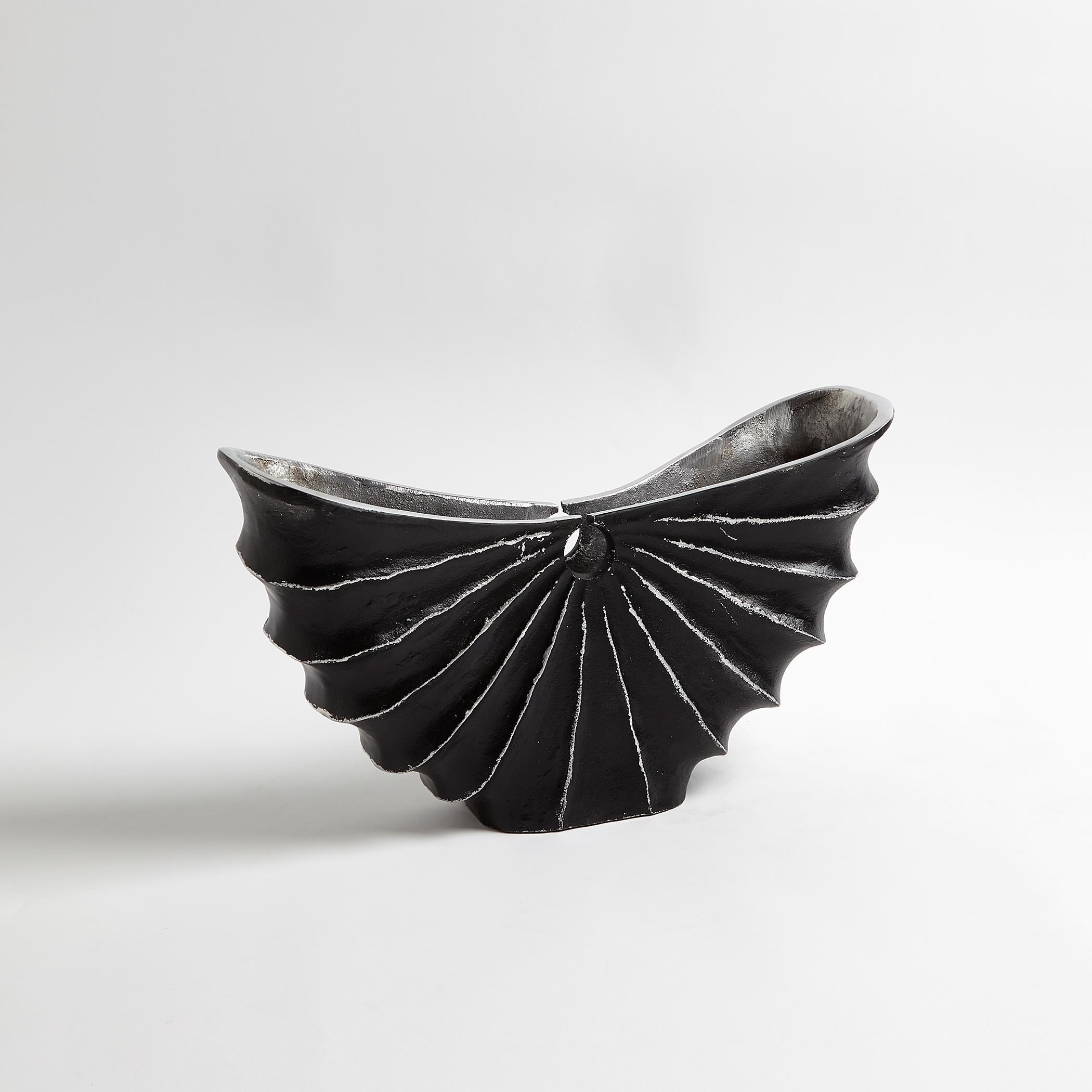 Small Atlantis Centerpiece In Antique Black by Global Views | 1StopBedrooms