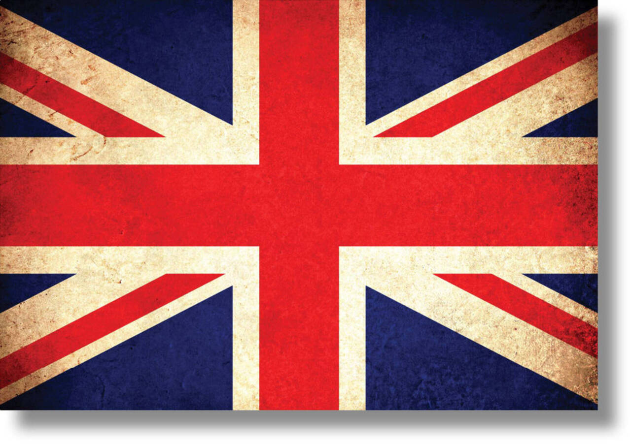 Wordly Vintage British Flag Art Frameless Tempered Glass Wall Art In ...