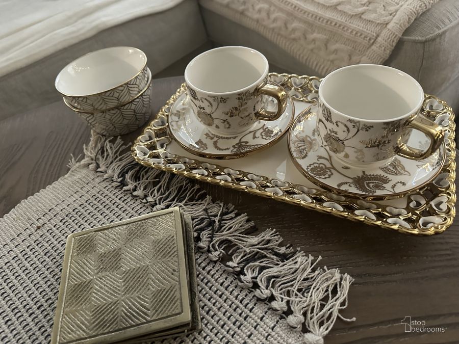 Realyn Two Tone 3 Piece Vanity by Ashley Furniture | 1StopBedrooms