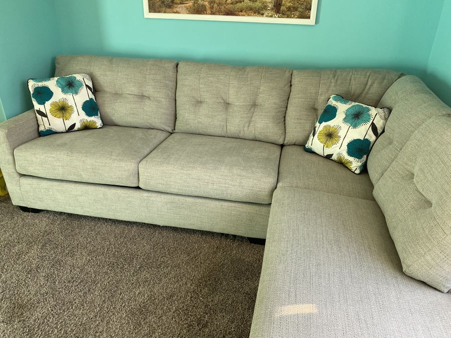 Mahoney 2-Piece RAF Sectional with Chaise In Chocolate by Ashley ...