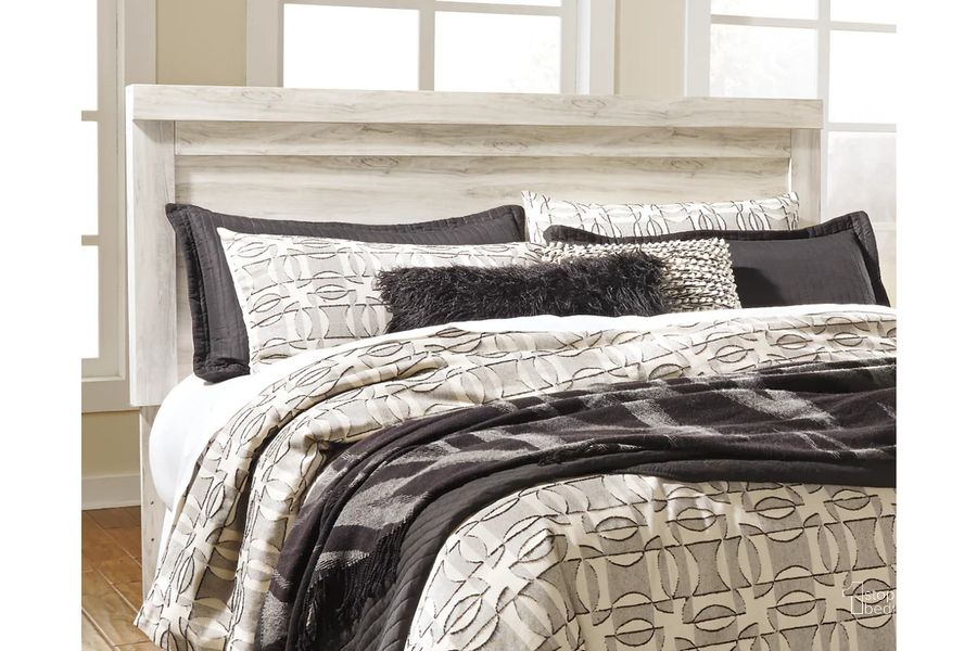 Bellaby White King Panel Bed by Ashley Furniture | 1StopBedrooms