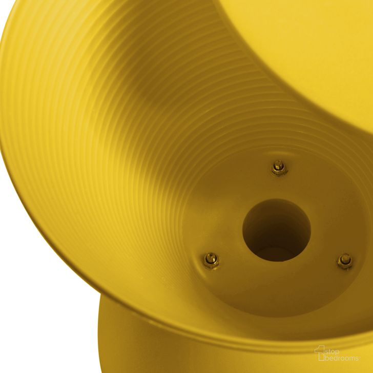 LeisureMod Boyd Yellow Polypropylene Side Table | 1StopBedrooms