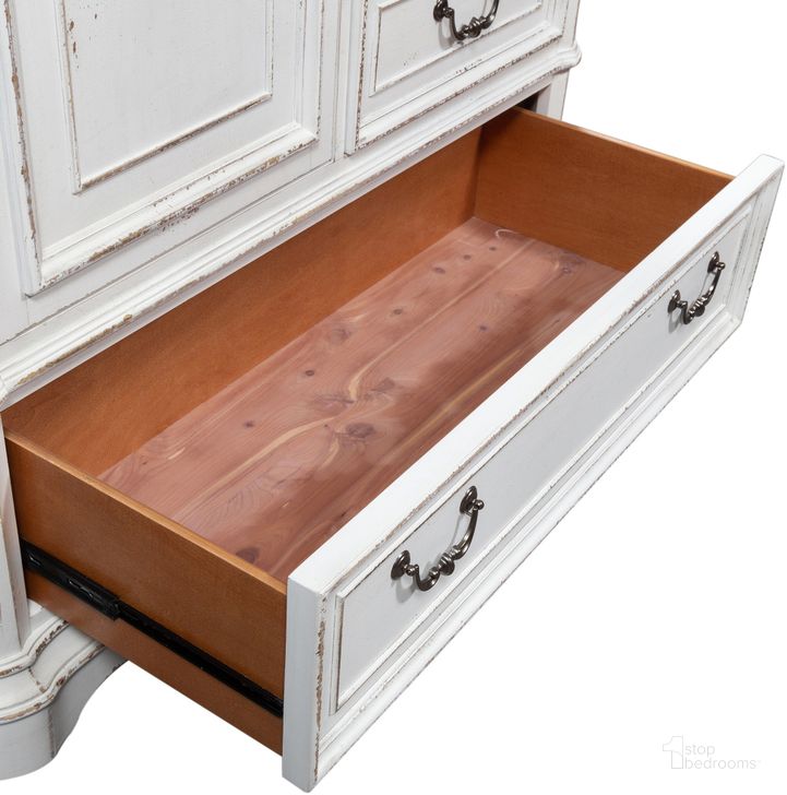 Magnolia Manor Antique White Master Chest by Liberty | 1StopBedrooms