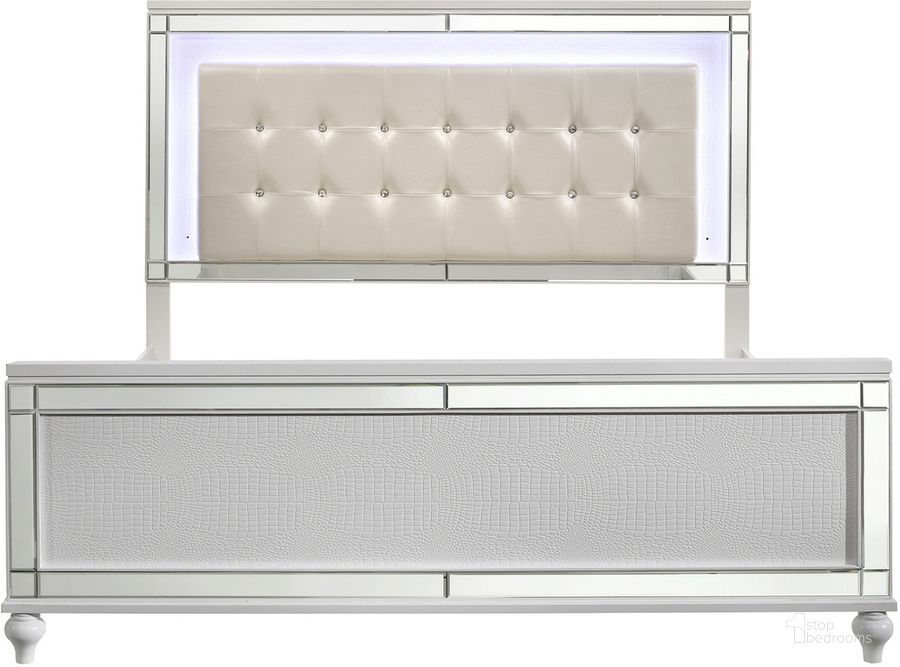 New Classic Furniture Valentino King Upholstered Lighted Bed In White ...