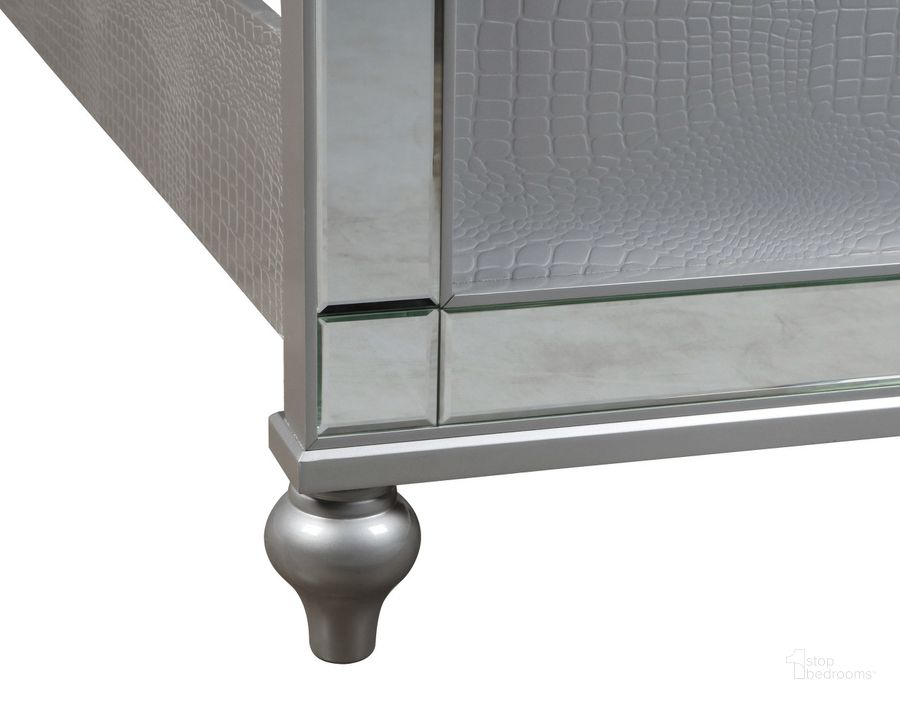 Valentino Silver Upholstered Panel Bedroom Set By New Classic