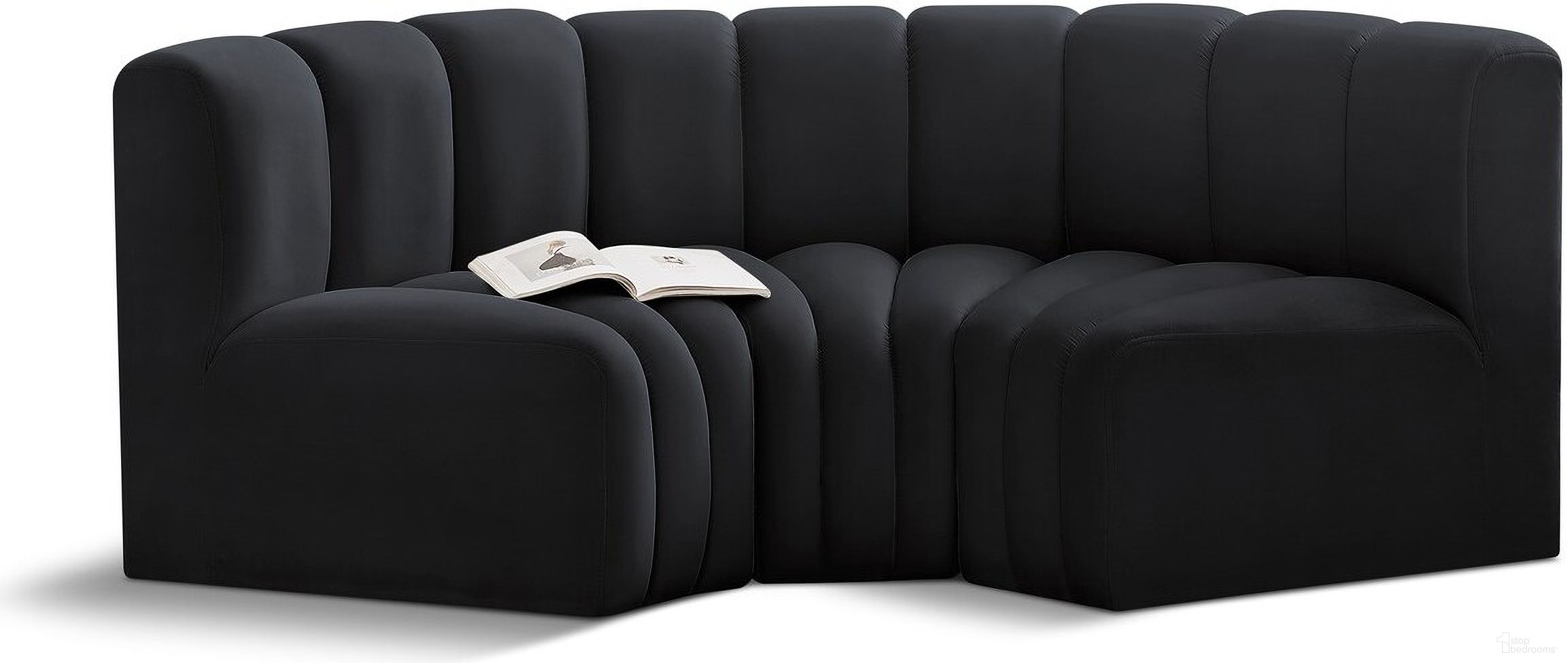 Arc Modular Sofa In Black Velvet by Meridian | 1StopBedrooms